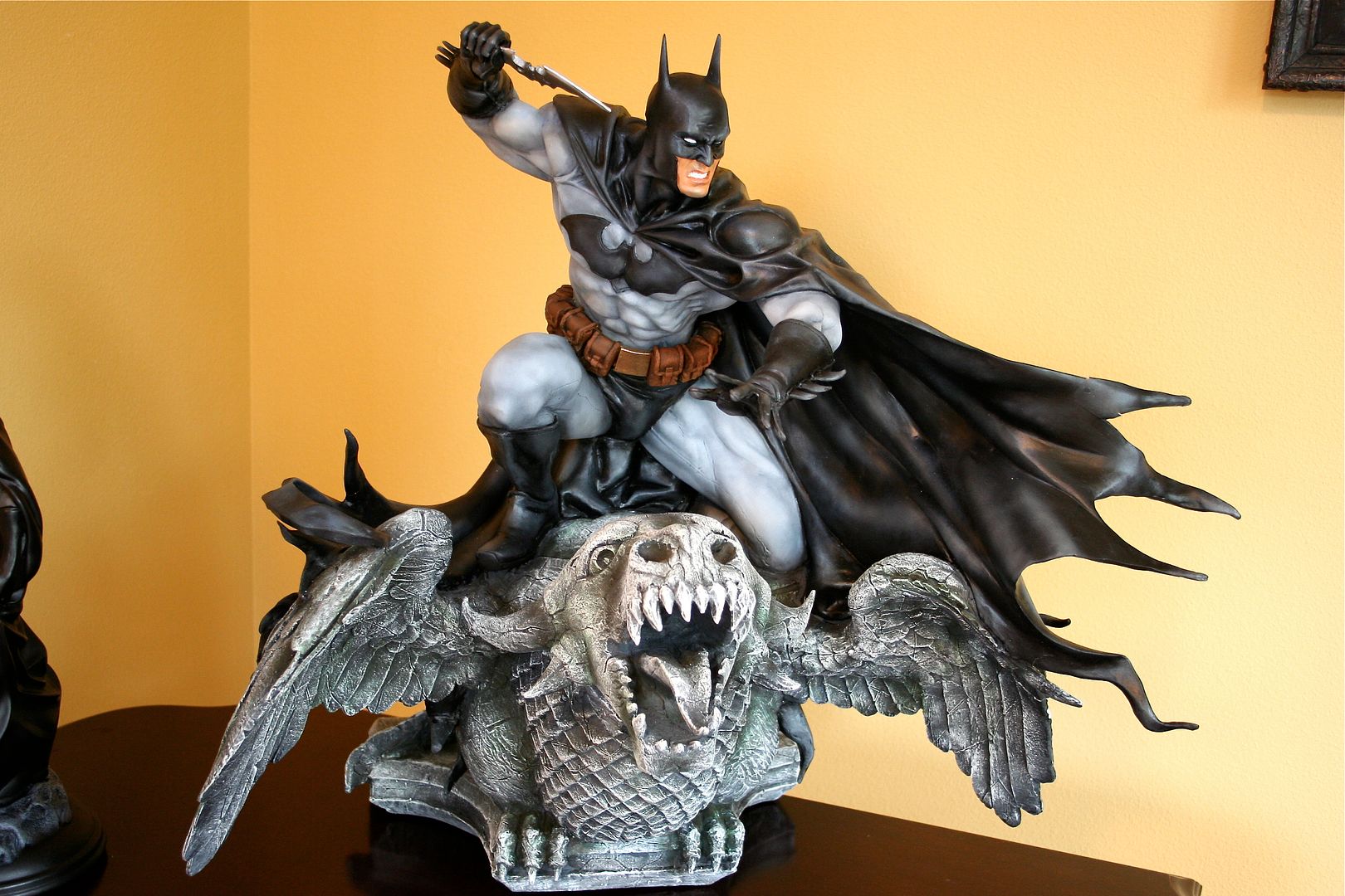 Batman Statue Thread!! - Statue Forum